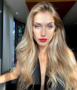 Dating a Turkish Woman: The Guide for Foreign Men